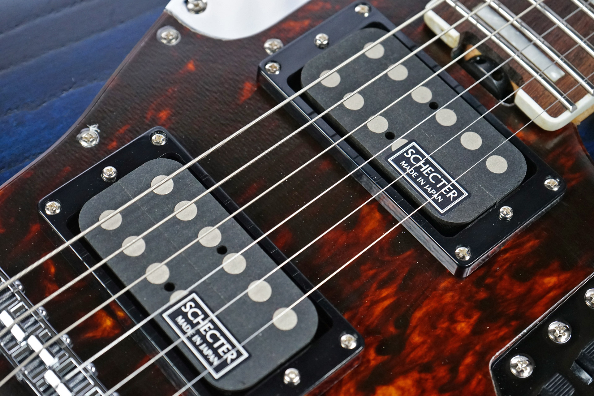 アグレッシブなモデルを扱いやすくアレンジ｜ギターマニア石田純一の逸品入魂～気ままに想いを綴ります～Vol.53 | ギタセレ（Guitar Selection）