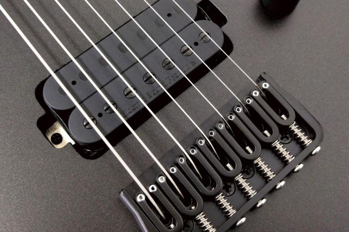 【EDWARDS E-M-II-7】伝統のM-IIを継承した新世代7弦ギターが登場 | ギタセレ（Guitar Selection）